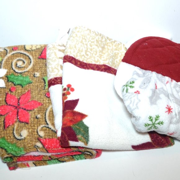 Kitchen | Three Piece Christmas Dish Towel Set With Pot Holder | Poshmark